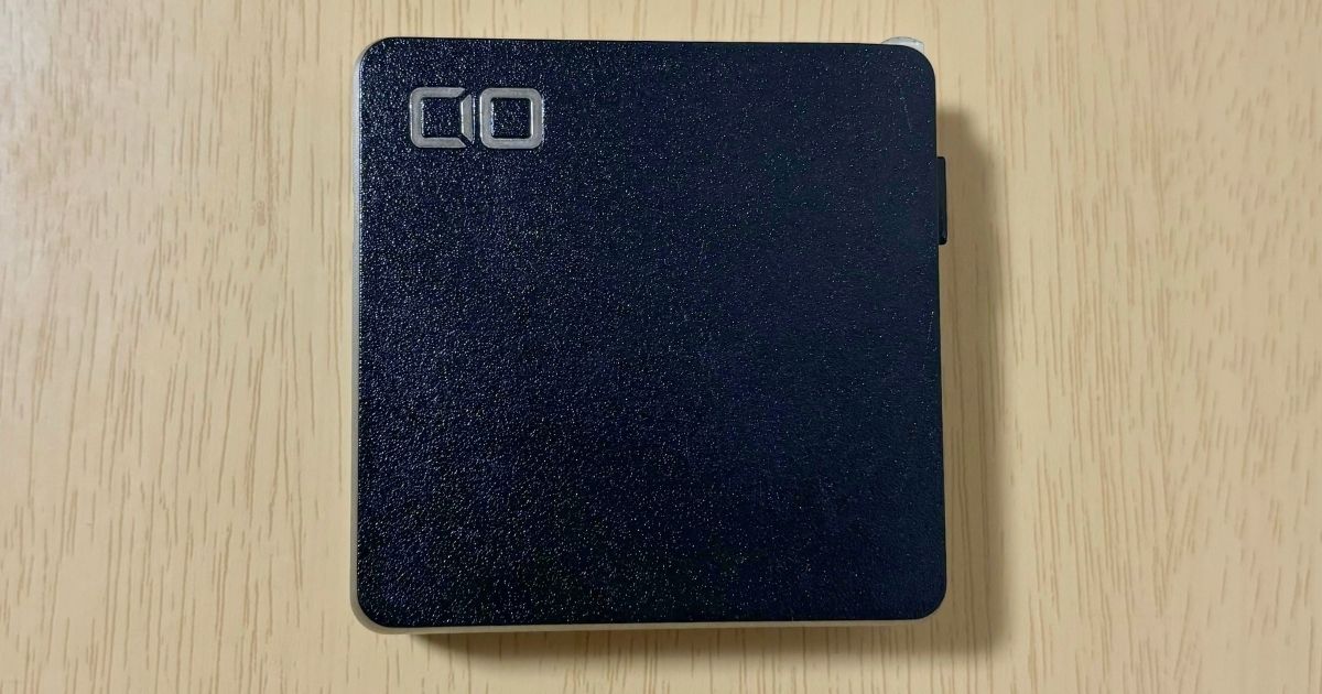 【SMARTCOBY Pro PLUG レビュー】充電器とモバイルバッテリーのハイブリッド型 | ガジェットブログ